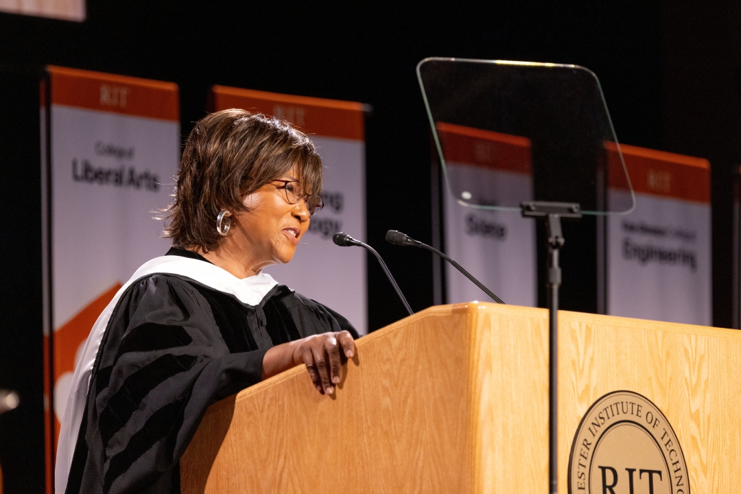 Former NASA astronaut draws on experience to inspire RIT graduates | RIT